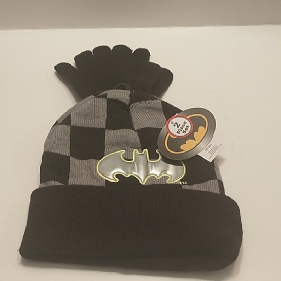 Batman | Accessories | Batman Stocking Cap And Gloves Black And Gray ...